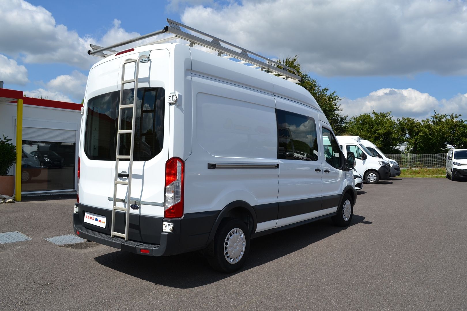 TRANSIT 2T FG T350 L3H3 125 TREND - tous