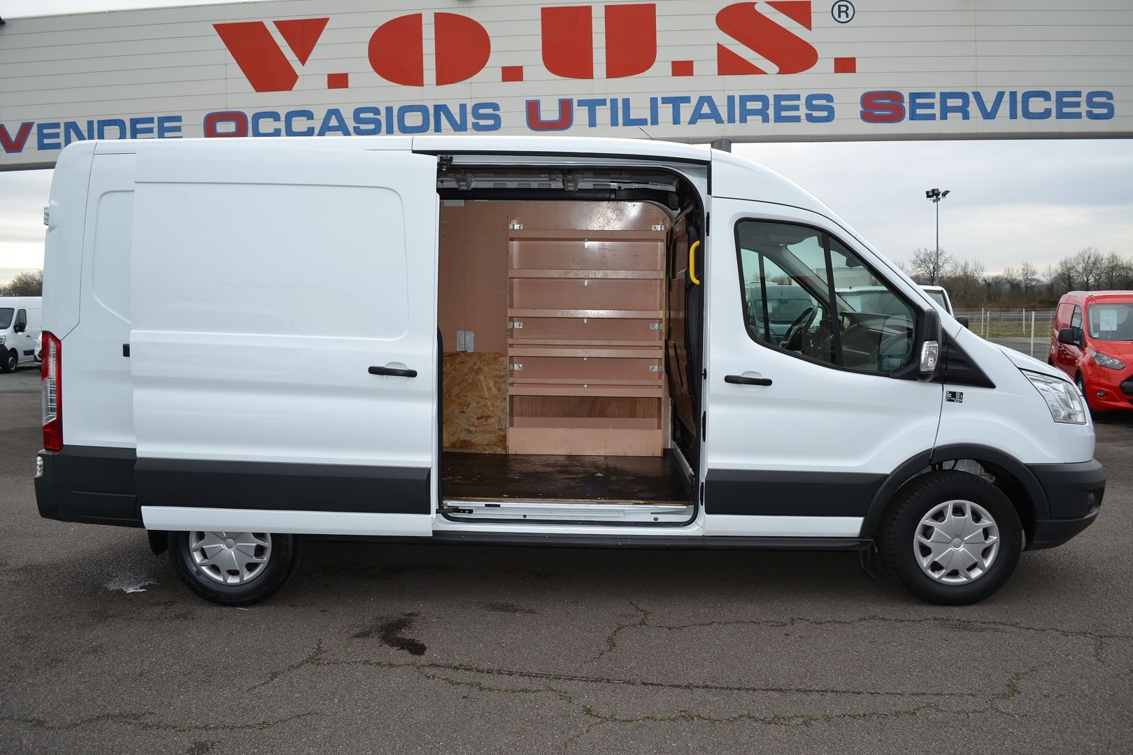 TRANSIT 2T FG T330 L3H2 130 TREND - tous