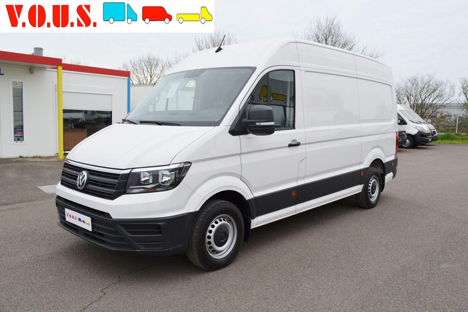 CRAFTER FG 35 L3H3 2.0 TDI 177 BUSINESS - tous