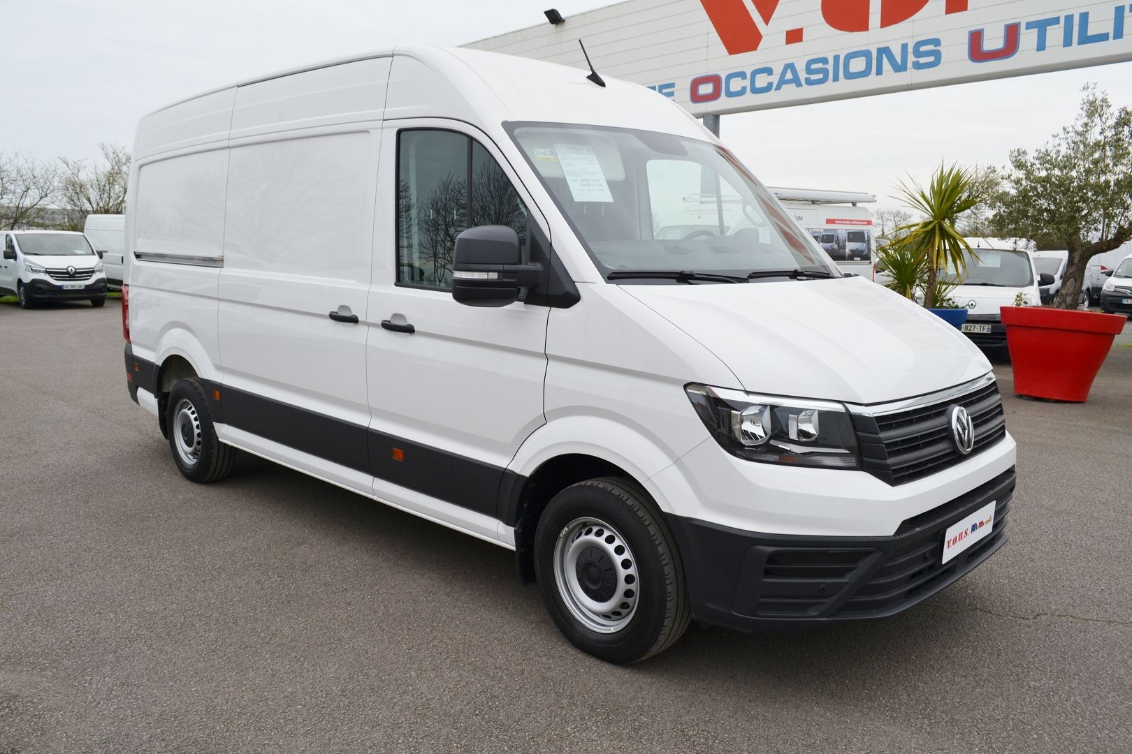 CRAFTER FG 35 L3H3 2.0 TDI 177 BUSINESS - tous