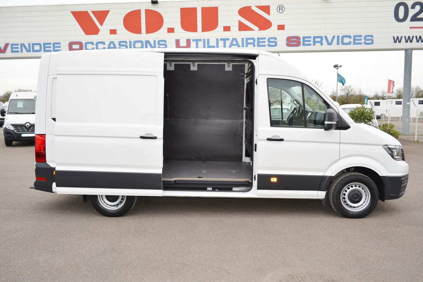 CRAFTER FG 35 L3H3 2.0 TDI 177 BUSINESS - tous
