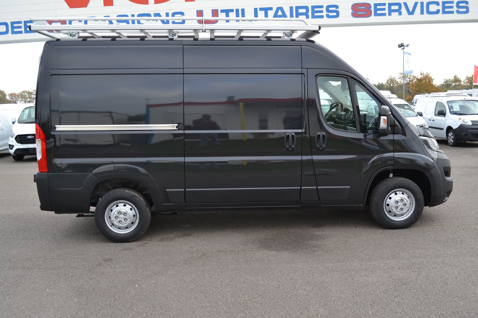 BOXER FG 335 L2H2 2.2 BLUEHDI S&S 140CH ASPHALT - tous