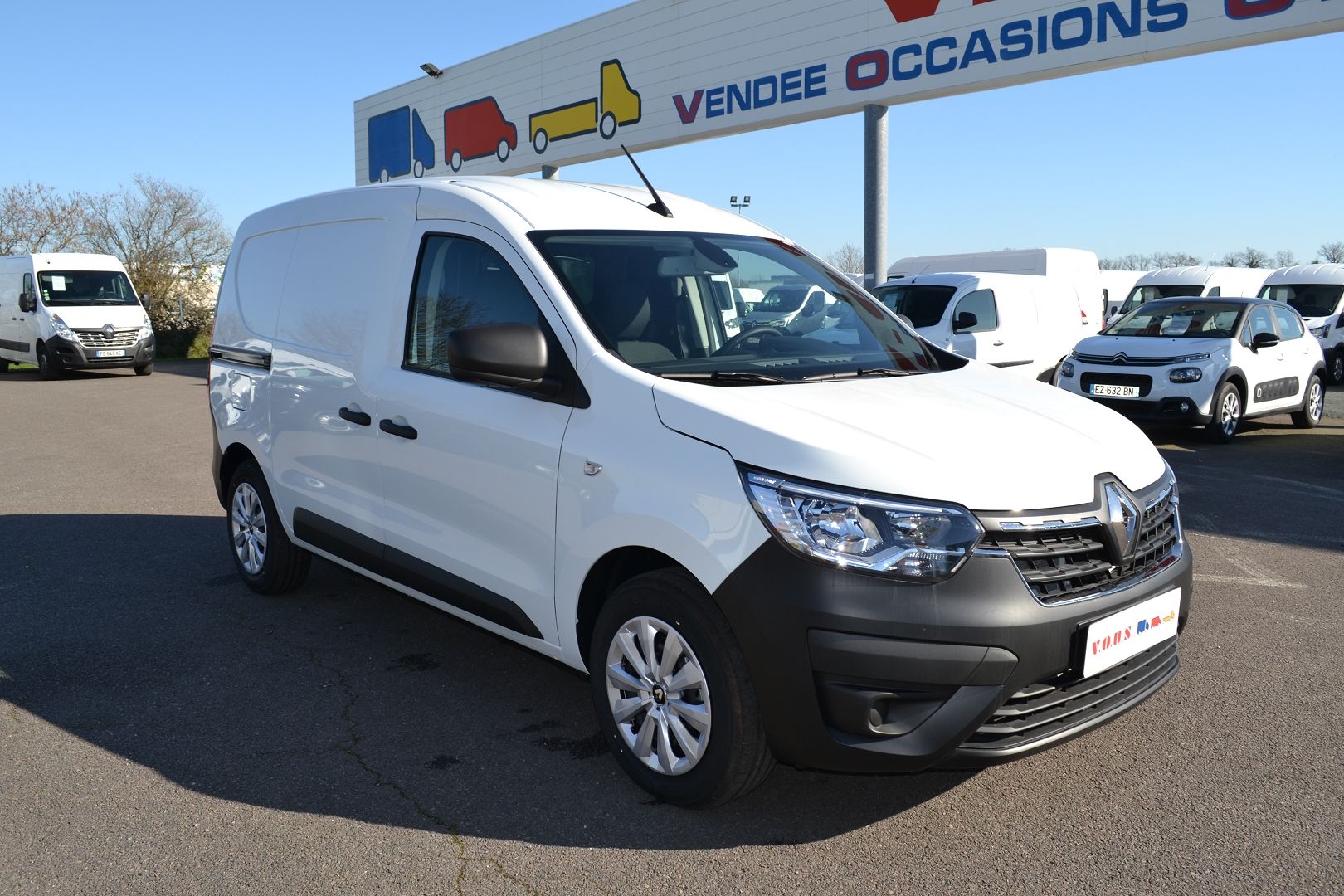 EXPRESS VAN DCI 95 CONFORT - tous
