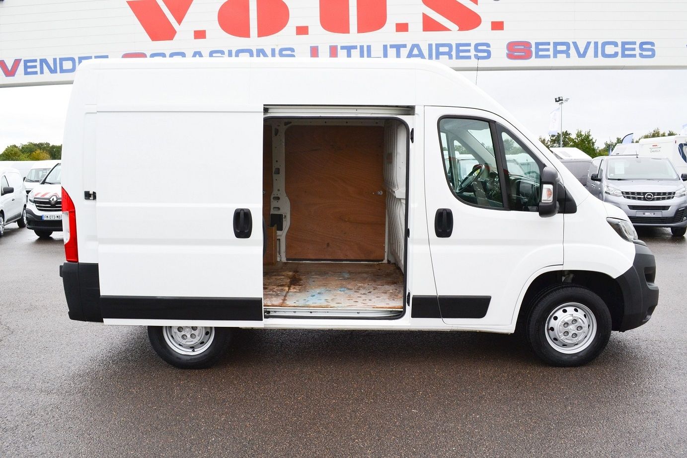 BOXER FG 330 L1H2 130 PREMIUM - tous